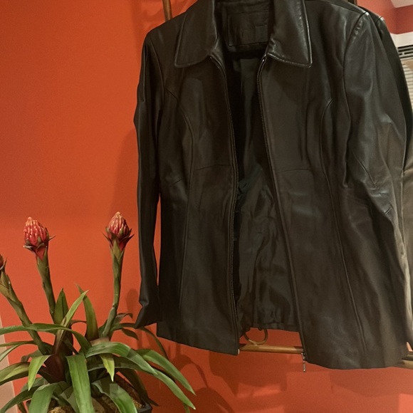 Jacqueline Ferrar | Jackets & Coats | Jacqueline Ferrar Small Leather ...